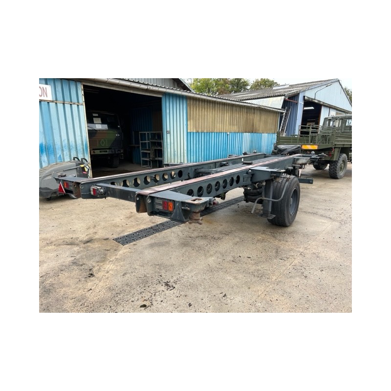 REMORQUE LOHR PORTE CONTAINER COMME NEUVE